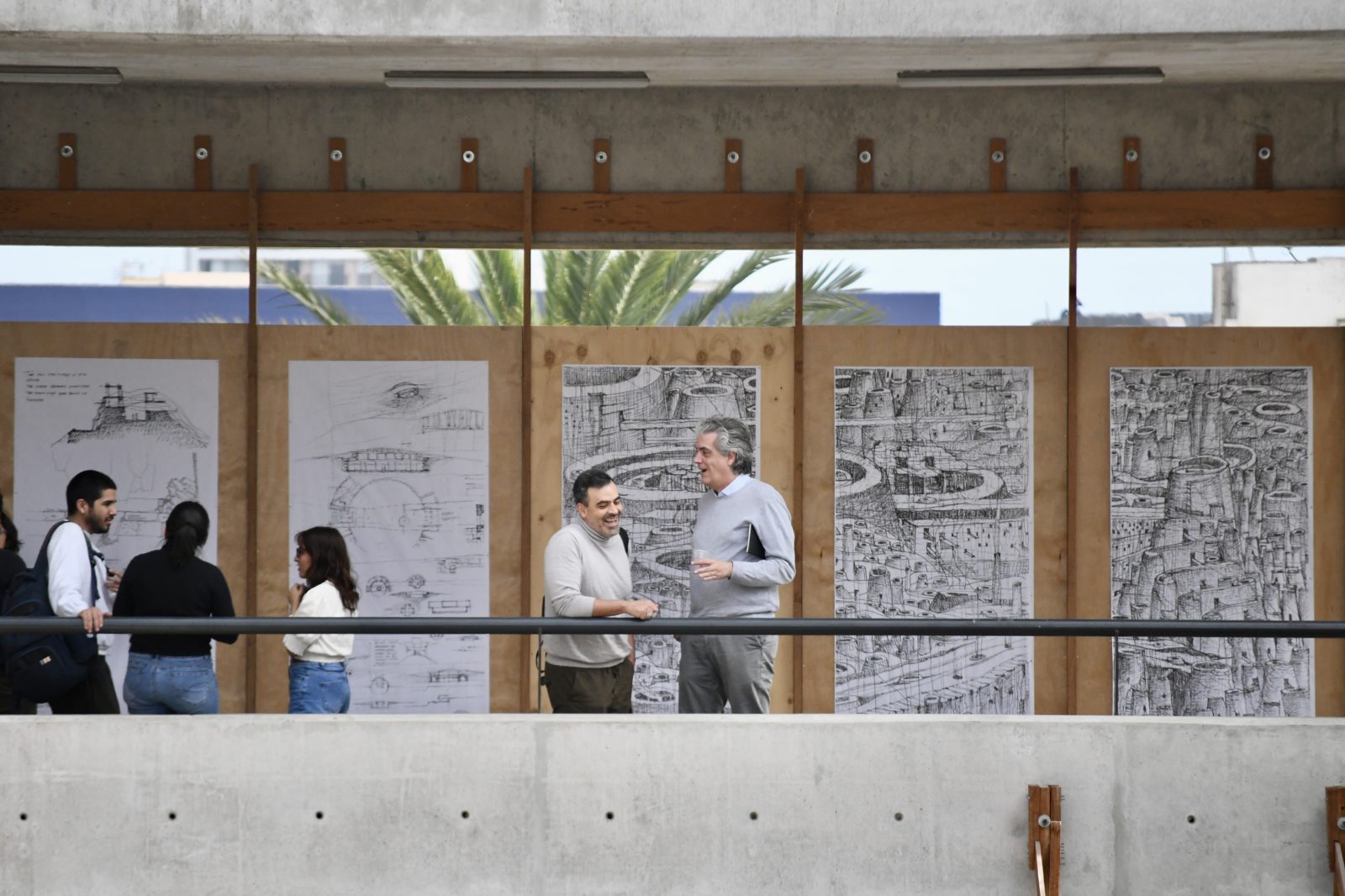Presentación del libro "Sentir la Arquitectura", de Luis Longhi ...